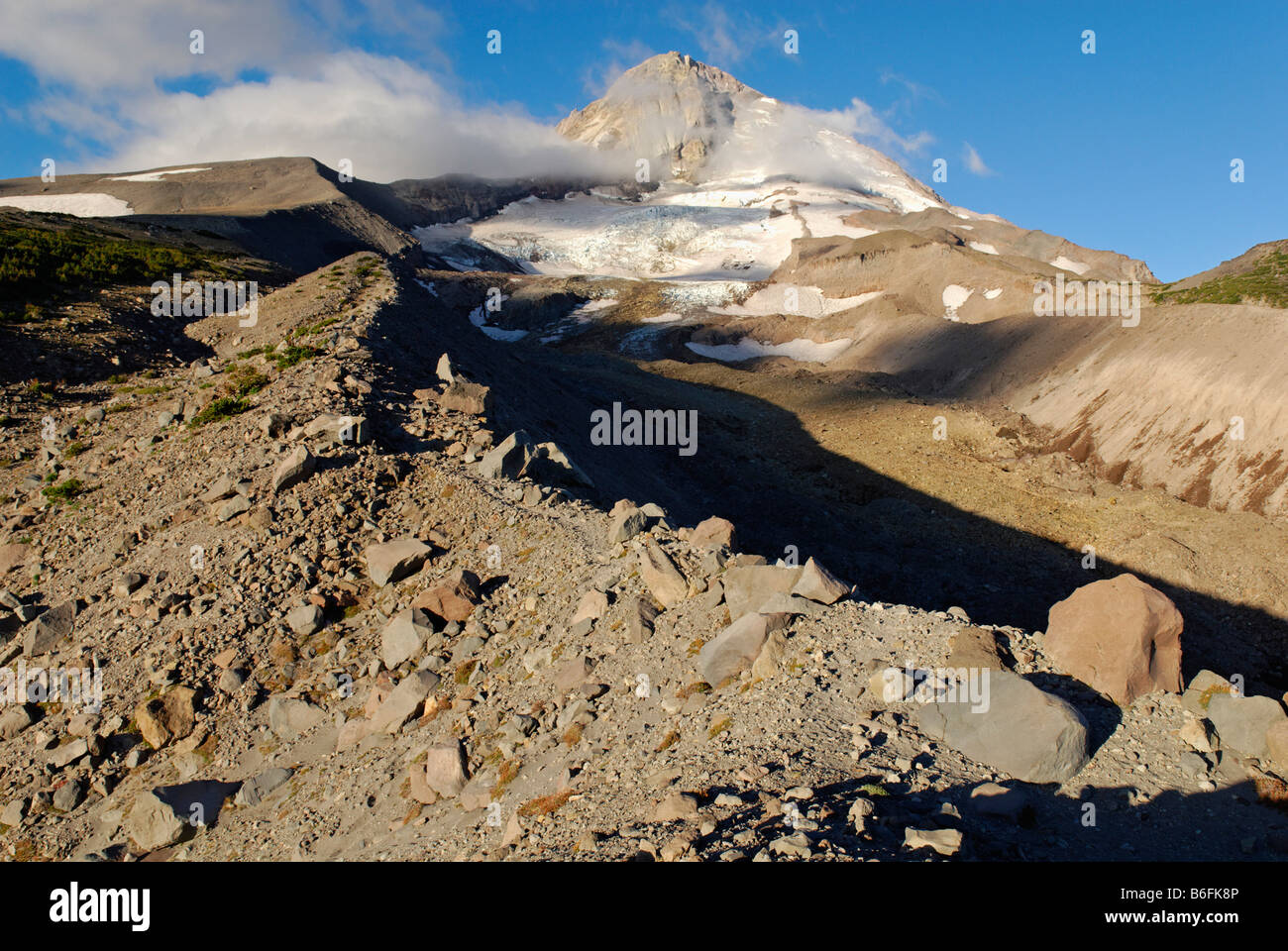 Eastern flank of Mount Hood volcano with Elliot Glacier, Cooper Spur ...