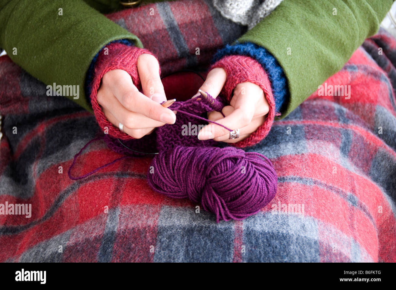 Close up of hands knitting Stock Photo - Alamy
