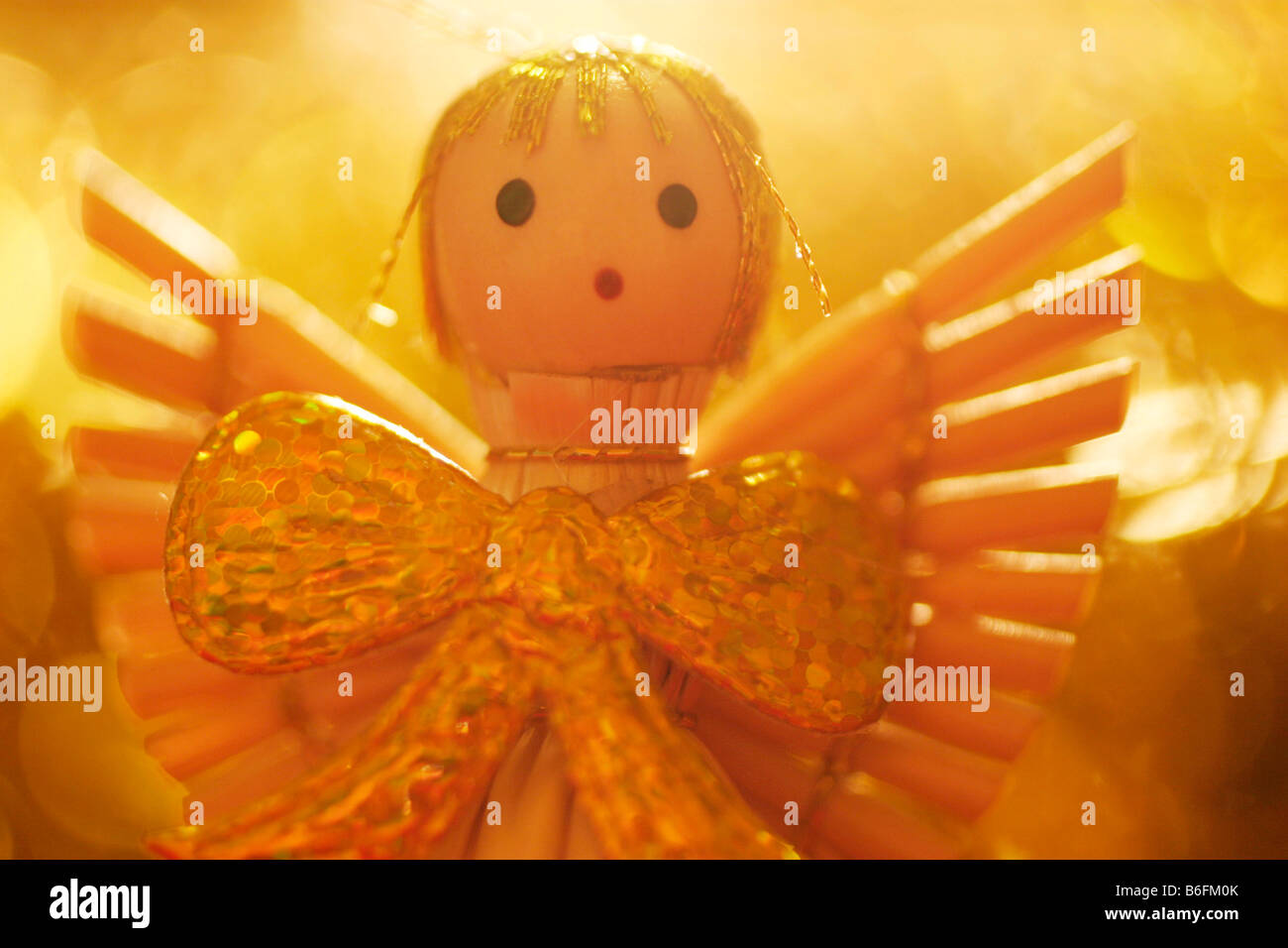 Goldenes y hi-res stock photography and images - Alamy