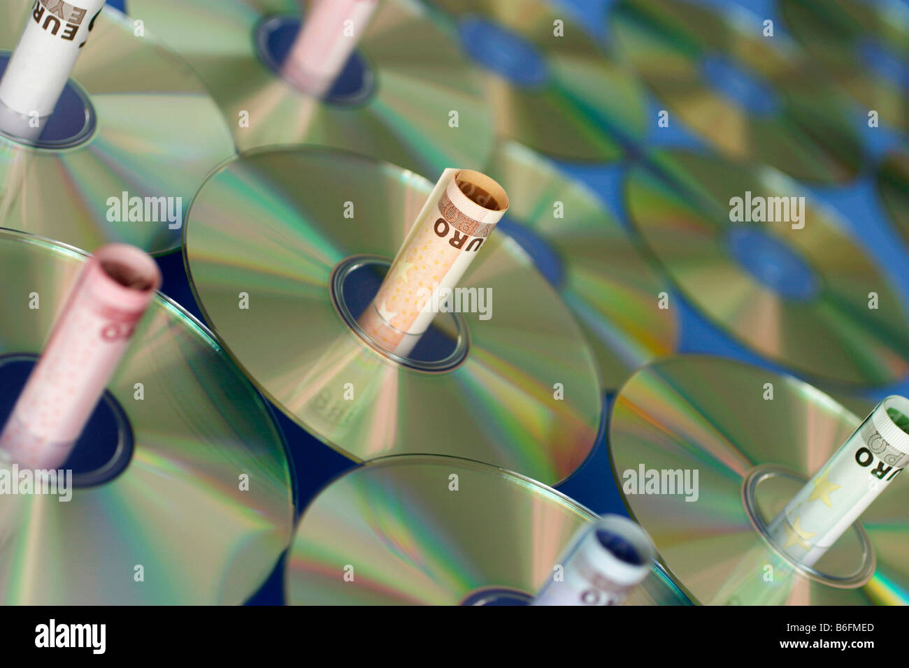 Euros digitales hi-res stock photography and images - Alamy