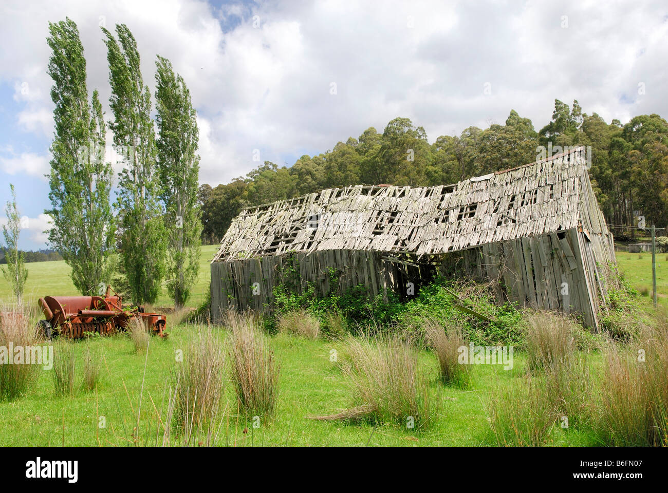 Deteriorated Barn High Resolution Stock Photography and Images - Alamy