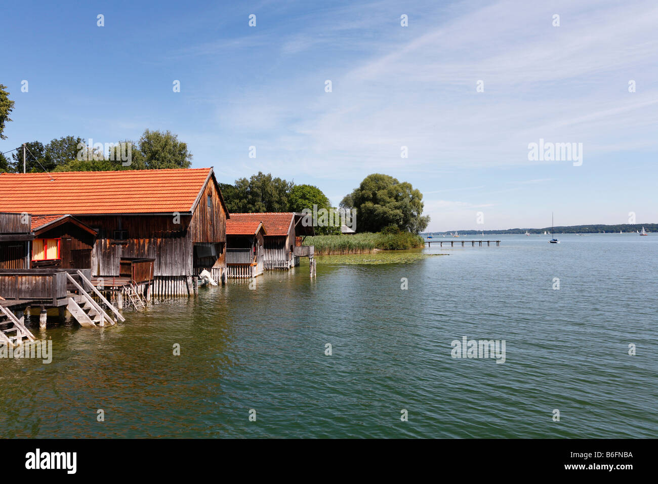 Bootshaus am ammersee in bayern hi-res stock photography and images - Alamy