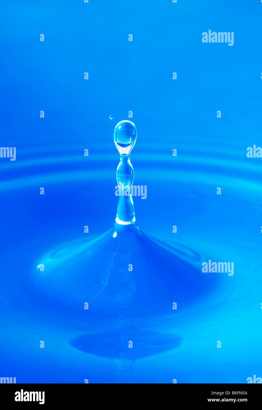 Drops of water, blue Stock Photo - Alamy