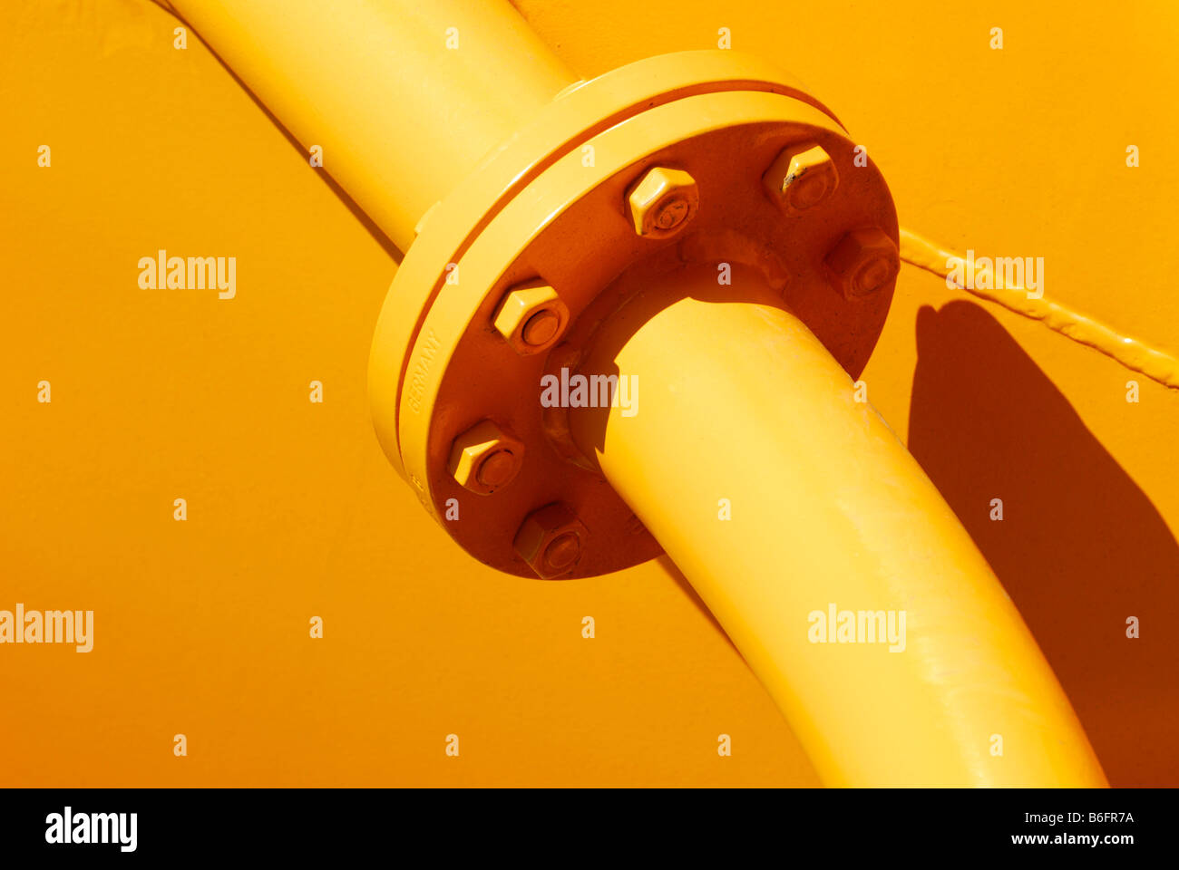 Flange hi-res stock photography and images - Alamy