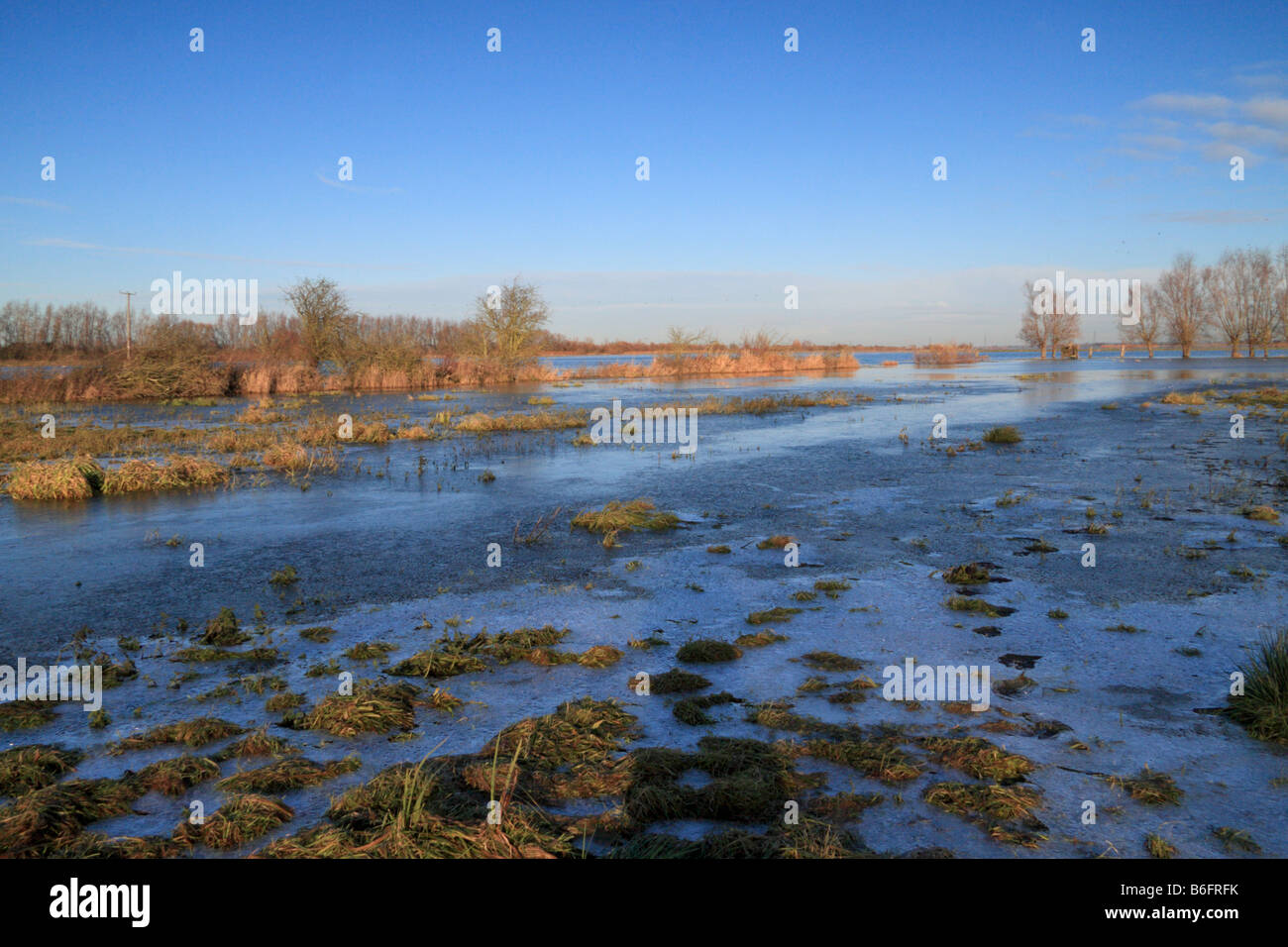 Floodwater in the fens hi-res stock photography and images - Alamy