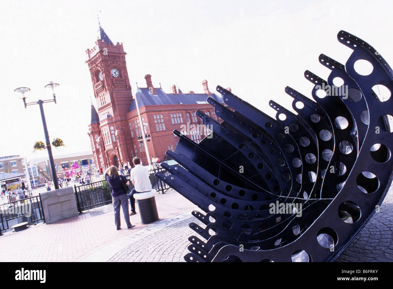Cardiff bay waterfront hi-res stock photography and images - Alamy