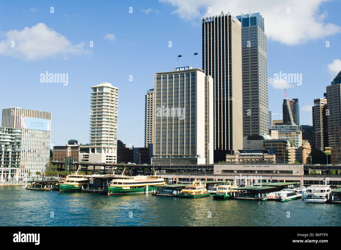 Ferries operating at Sydney harbour's Circular Quay Stock Photo - Alamy