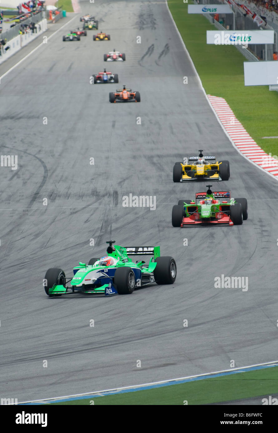 Car race track start line hi-res stock photography and images - Alamy