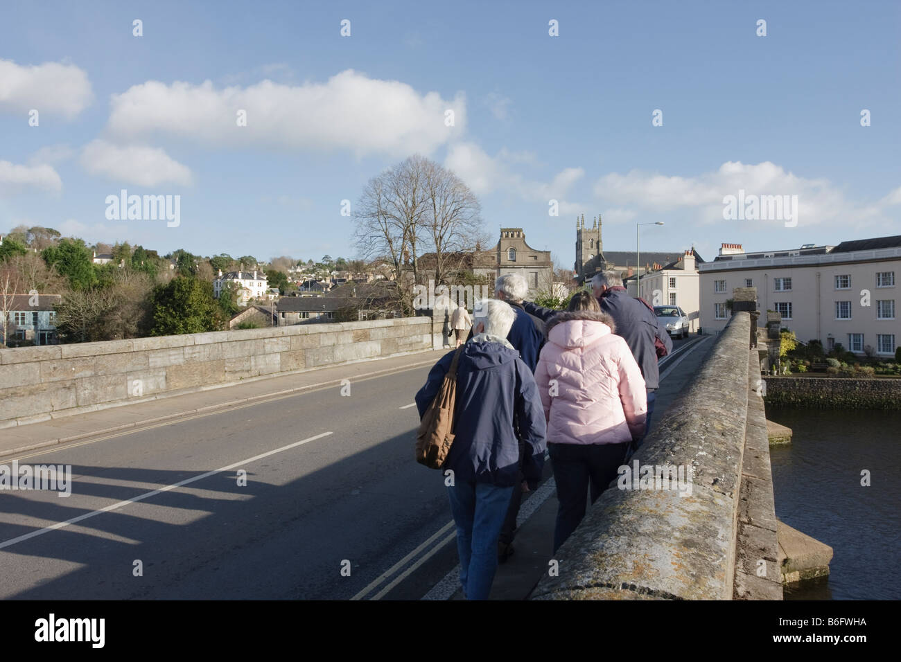 Totnes bridge hi-res stock photography and images - Alamy