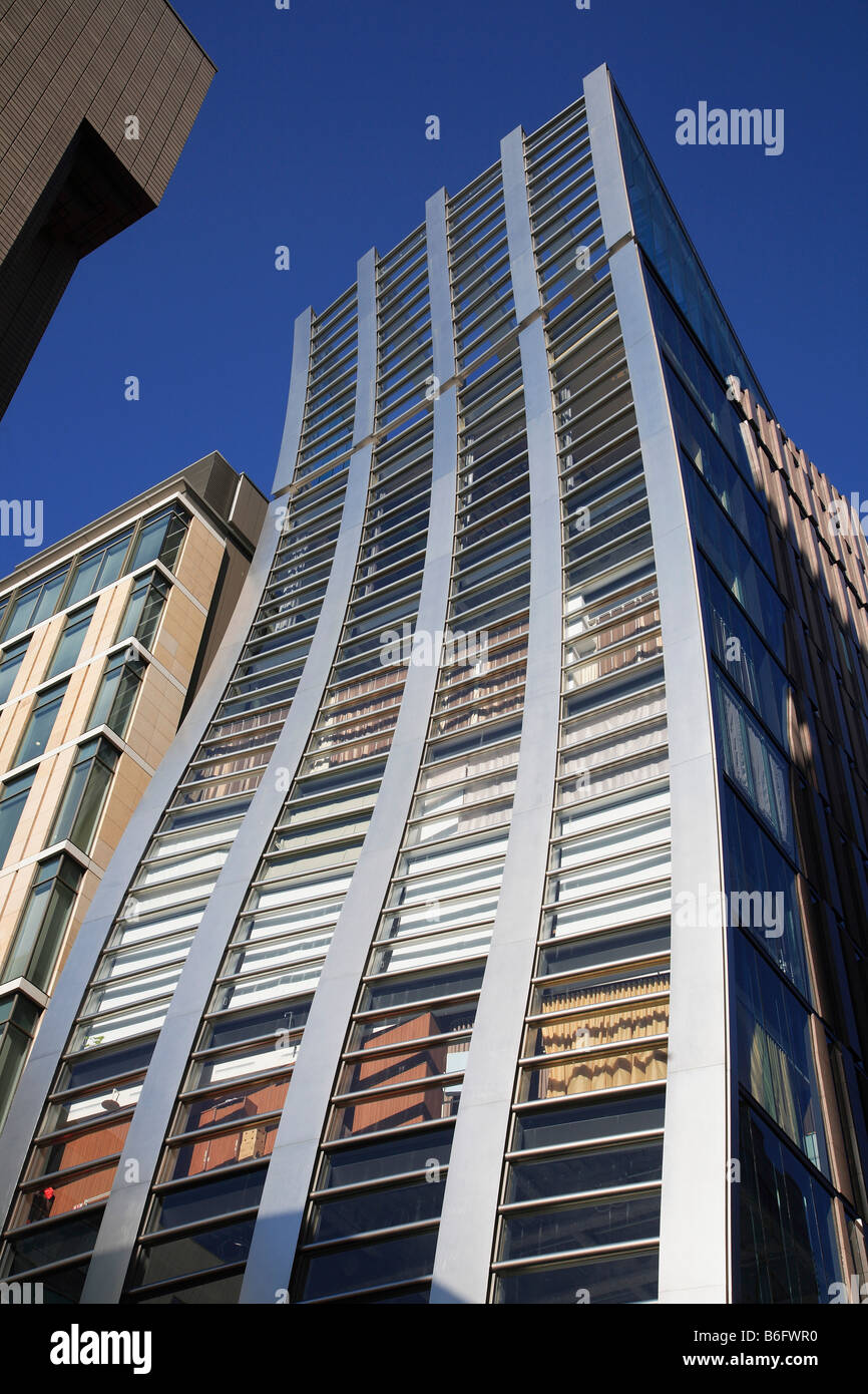 Modern tokyo architecture hi-res stock photography and images - Alamy