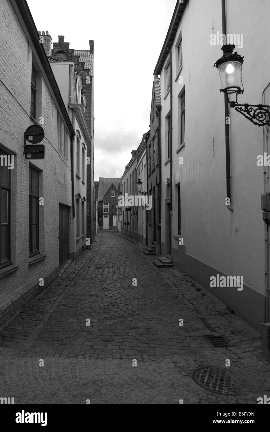 Bruges Street Scene Black and White Stock Photos & Images - Alamy