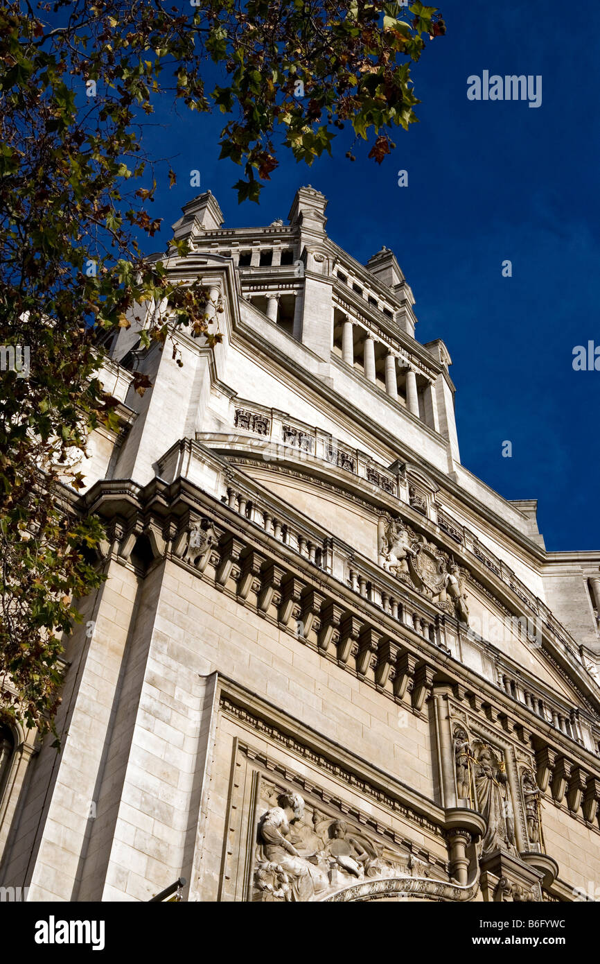 Victoria albert museum art design hi-res stock photography and images ...