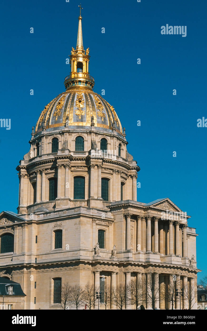 DOME OF INVALIDES PARIS FRANCE Stock Photo - Alamy