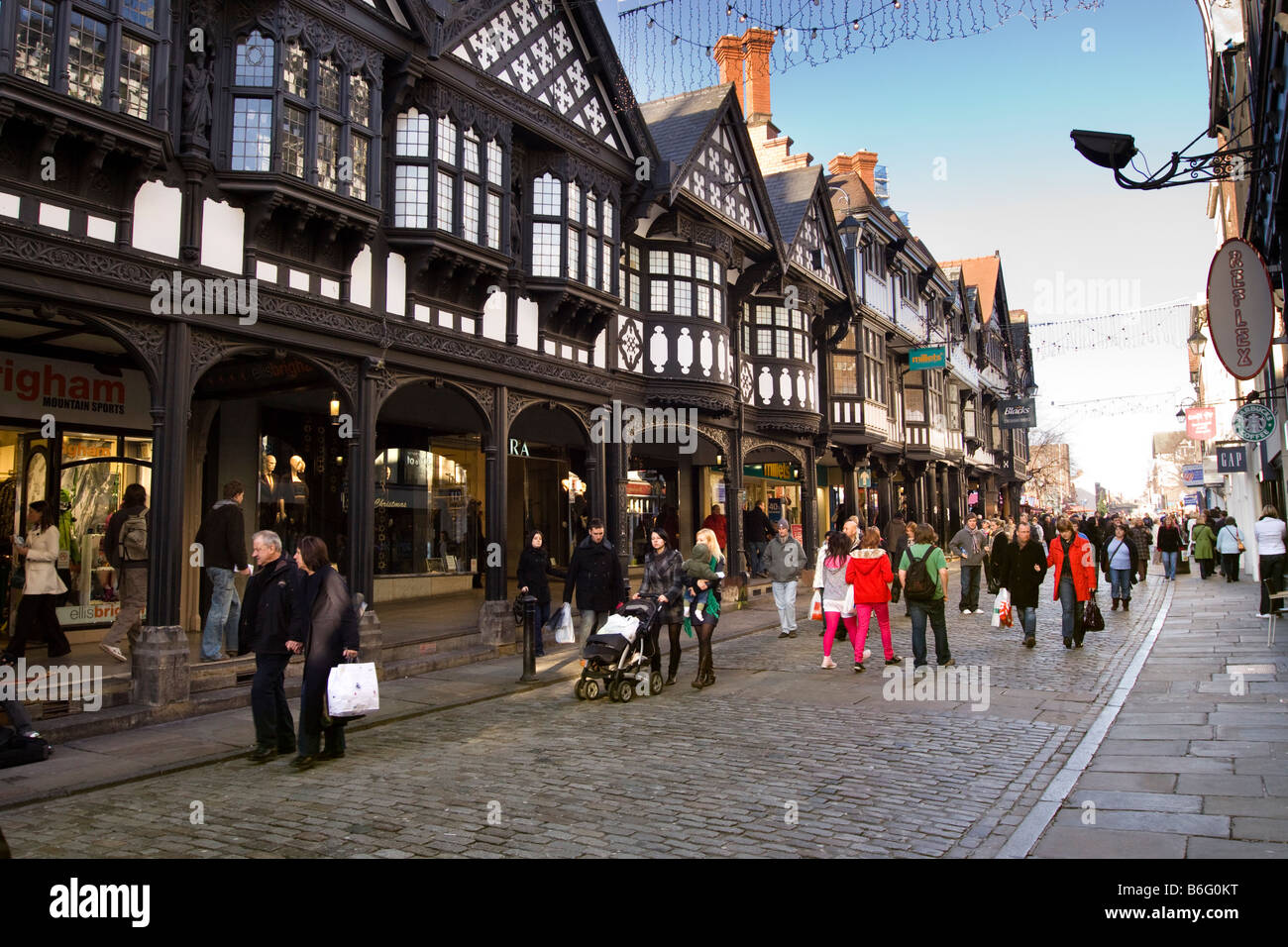 Northgate street chester rows hi-res stock photography and images - Alamy