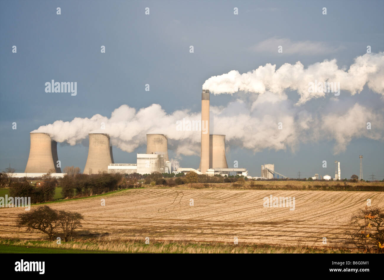 Ferrybridge/Selby cooling towers at the power plant seen from the M62 ...