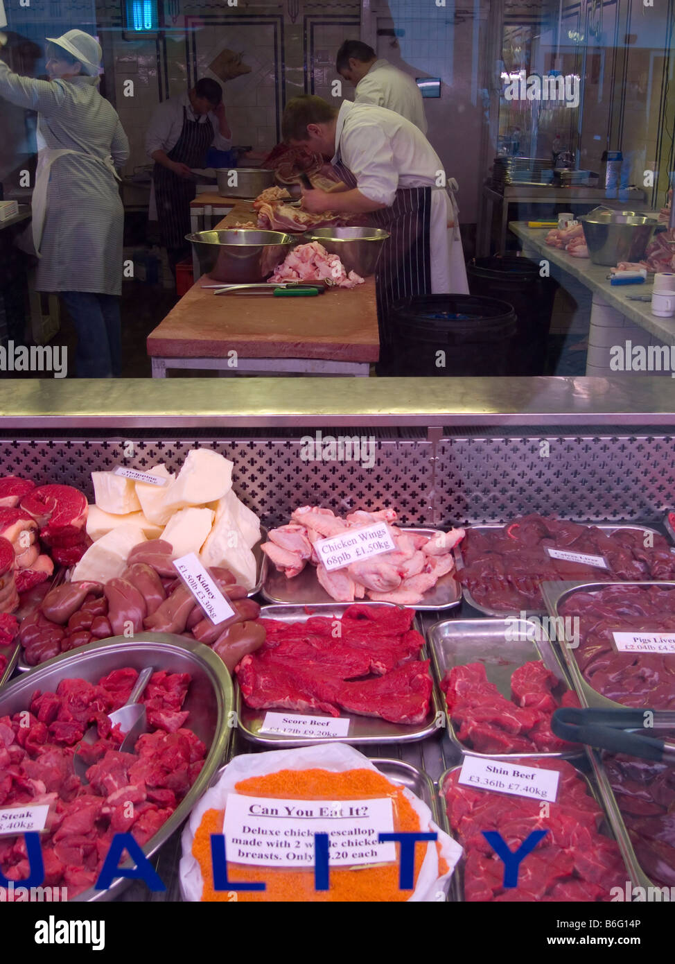 Butchers shop window hi-res stock photography and images - Alamy