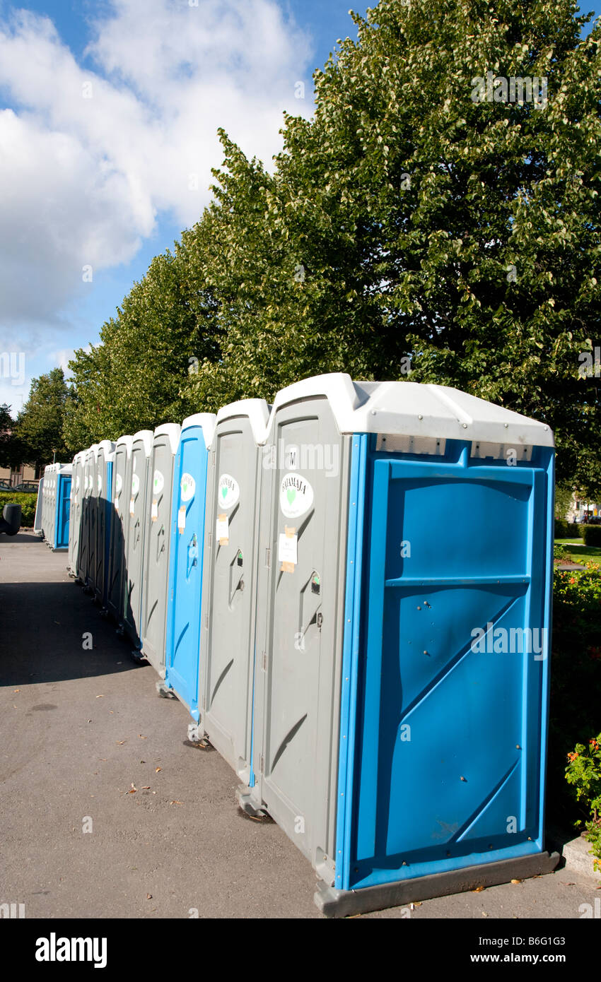 Blue Outhouses Stock Photos & Blue Outhouses Stock Images - Alamy