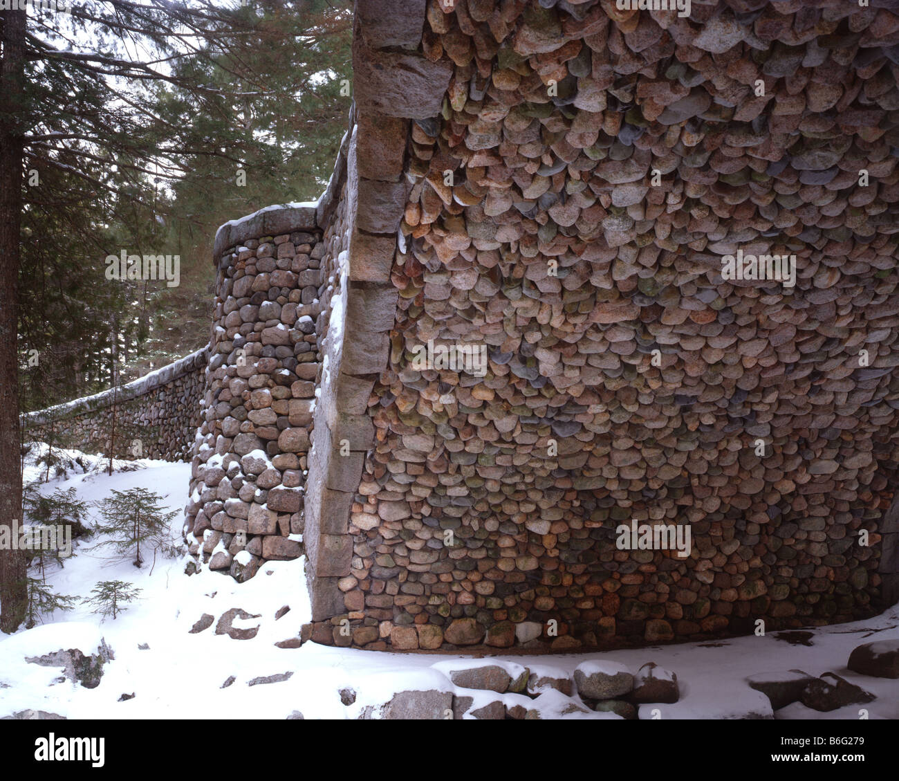 Cobblestone Bridge in Winter Stock Photo - Alamy