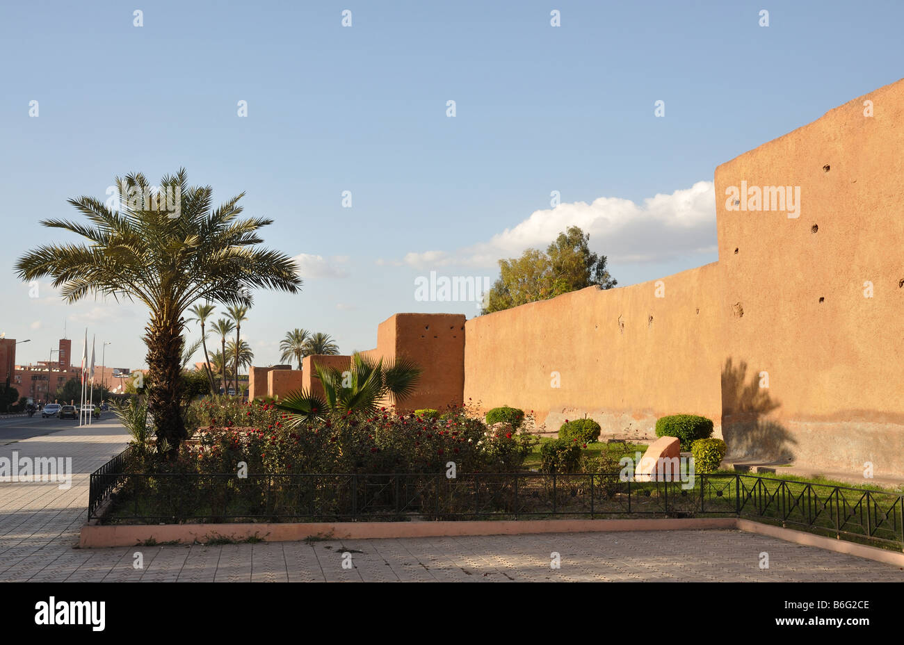 Old wall marrakech hi-res stock photography and images - Alamy