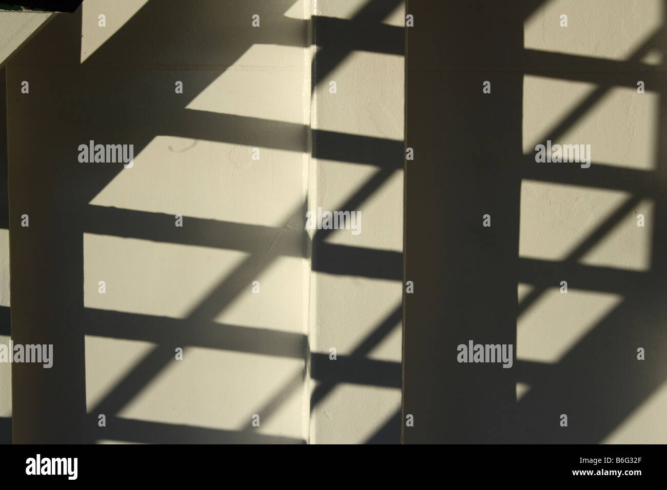Shadowy background wall hi-res stock photography and images - Alamy