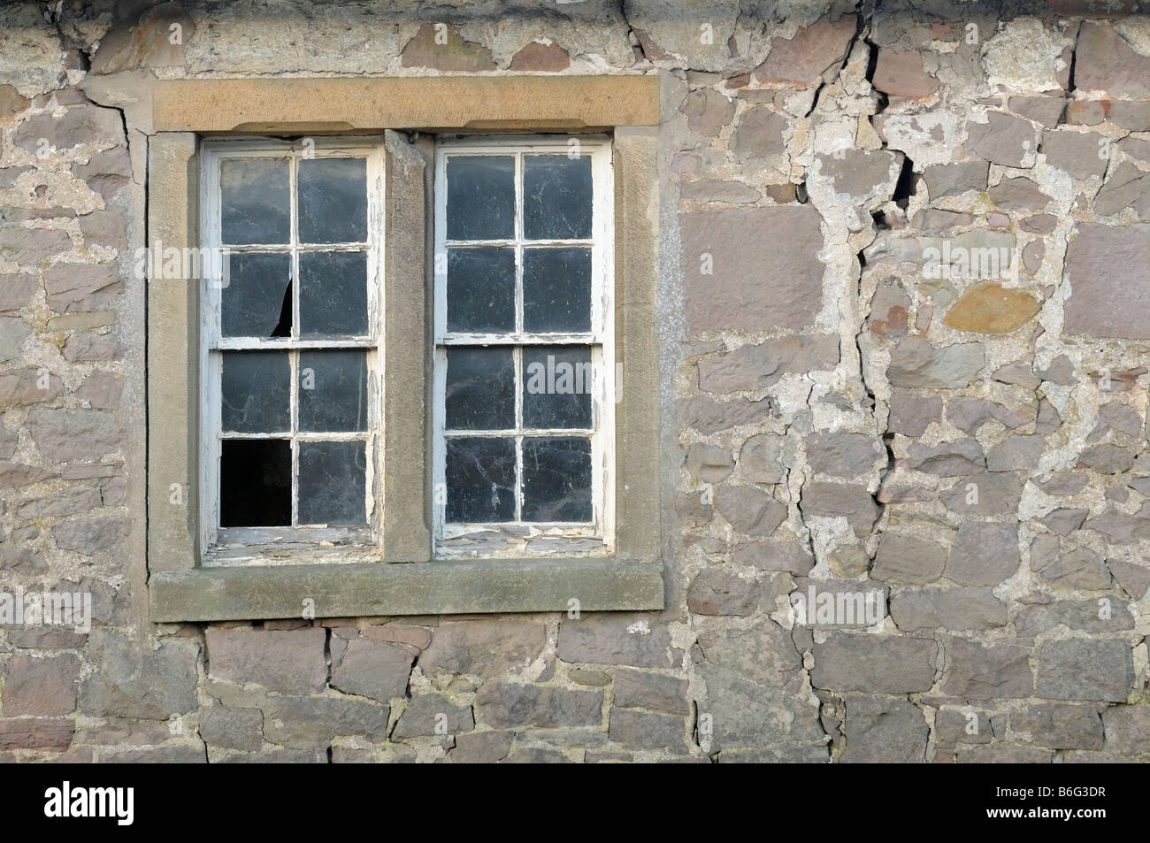 Old farmhouse window and wall Stock Photo - Alamy