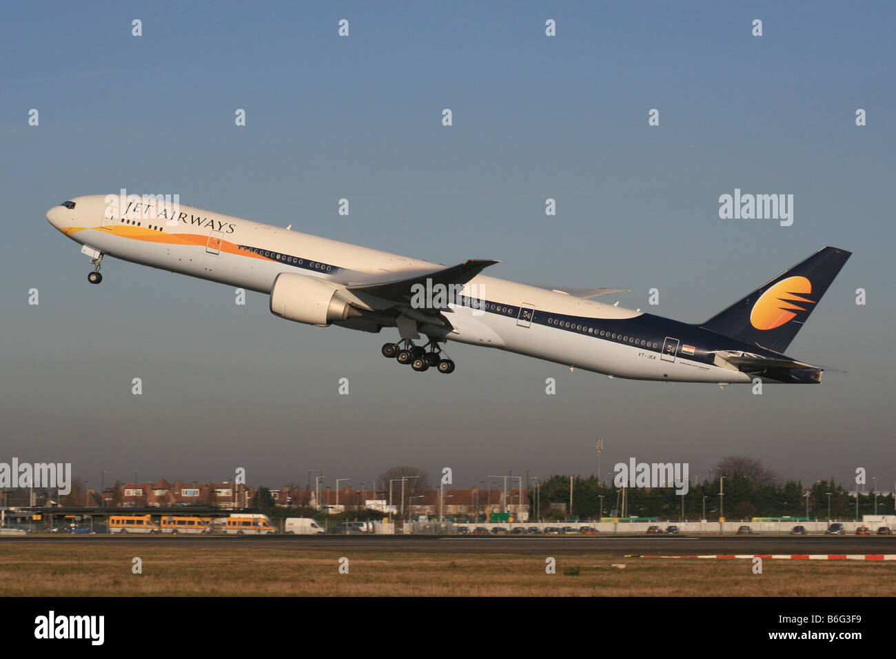 Jet airways boeing hi-res stock photography and images - Alamy