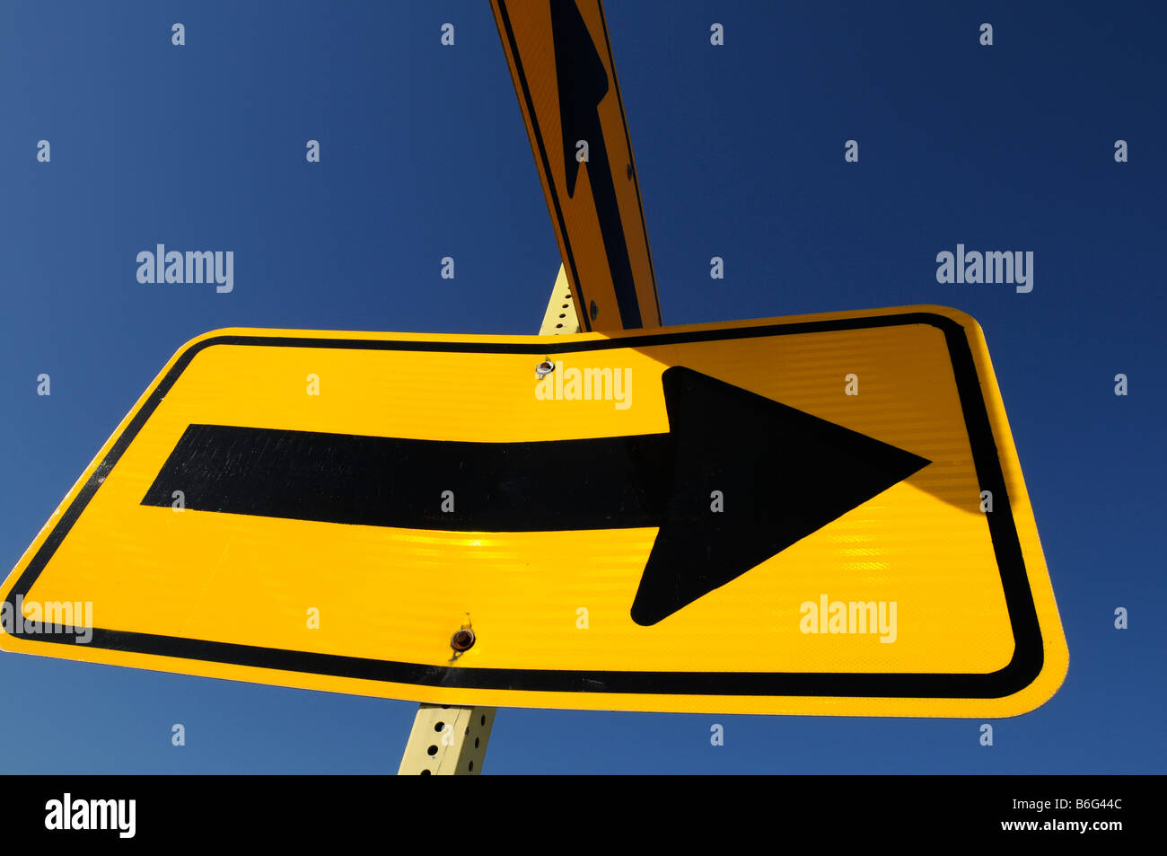 Highway traffic signs arrow hi-res stock photography and images - Alamy