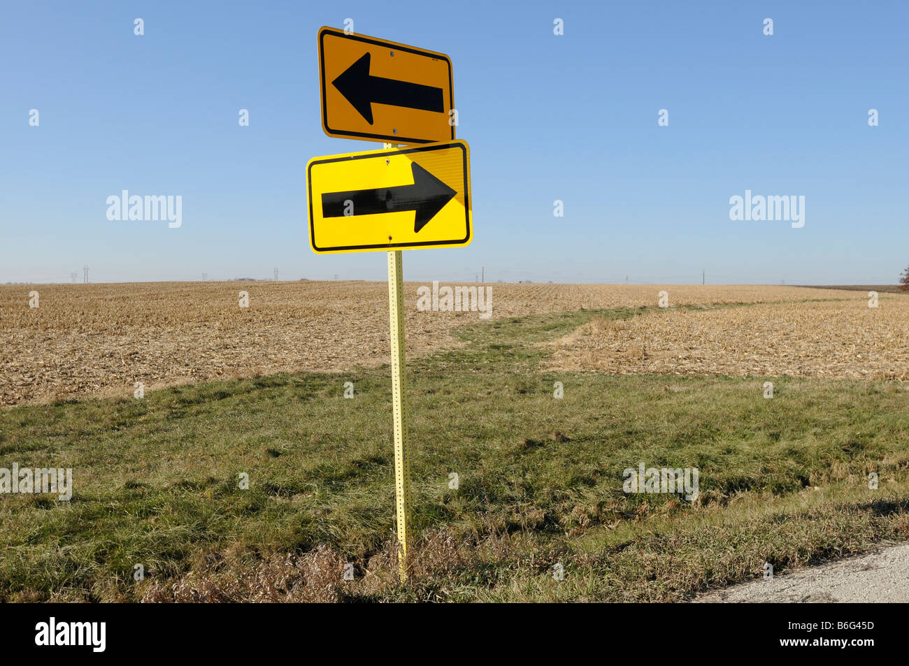Road Traffic Sign Two Arrows High Resolution Stock Photography and ...