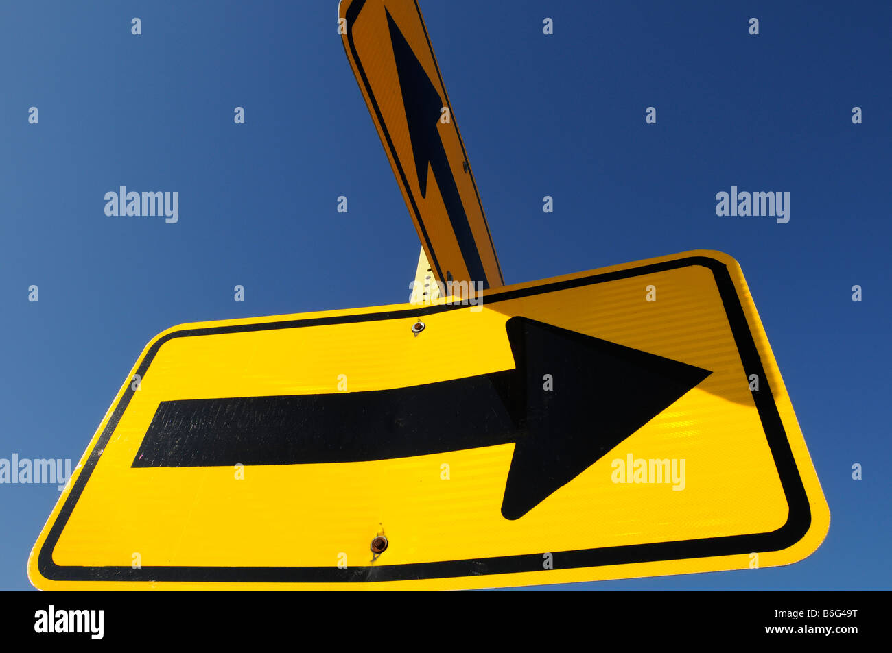 Road Traffic Sign Two Arrows High Resolution Stock Photography and ...