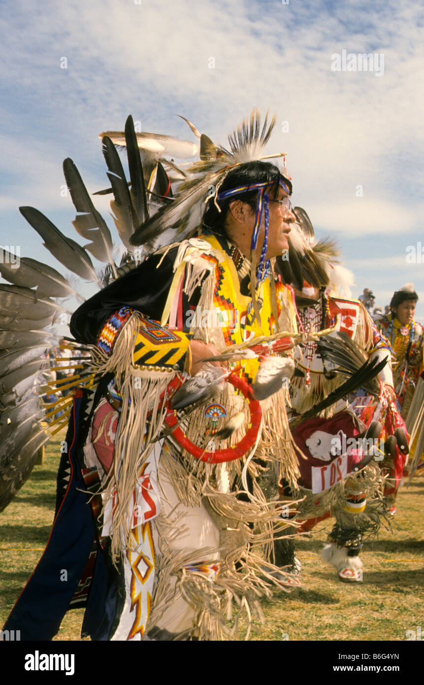 Native American Indians celebrate and dance at powwow Stock Photo - Alamy