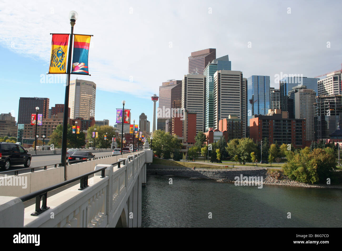 Centre street bridge calgary tower hi-res stock photography and images ...