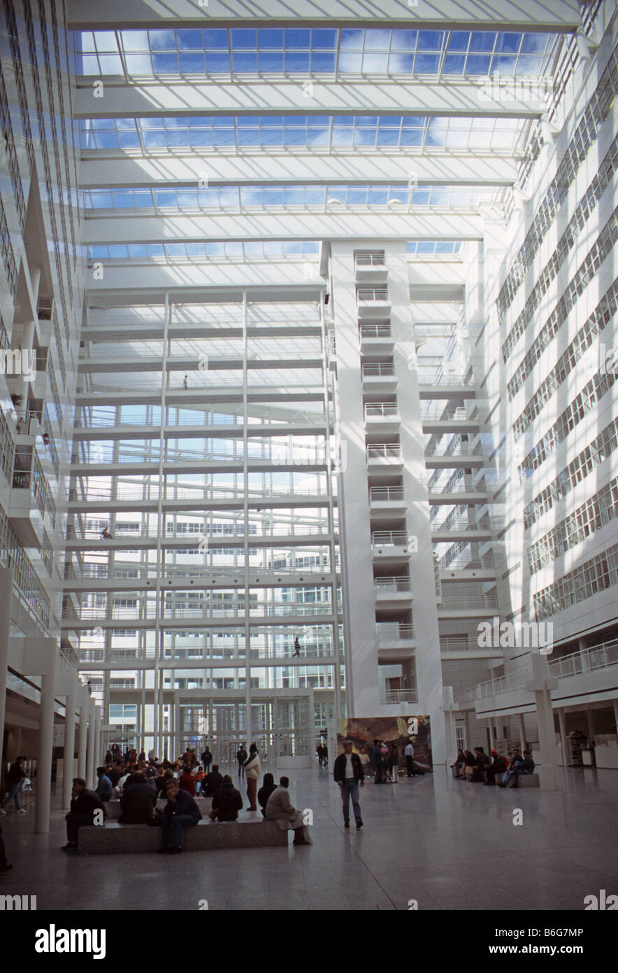 The Hague, Netherlands, City Hall and Library, Richard Meier, architect ...