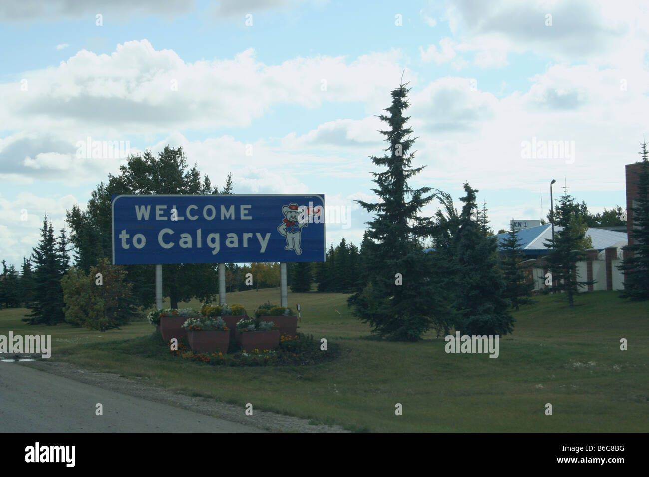 roadside Welcome to Calgary sign September 2006 Stock Photo - Alamy
