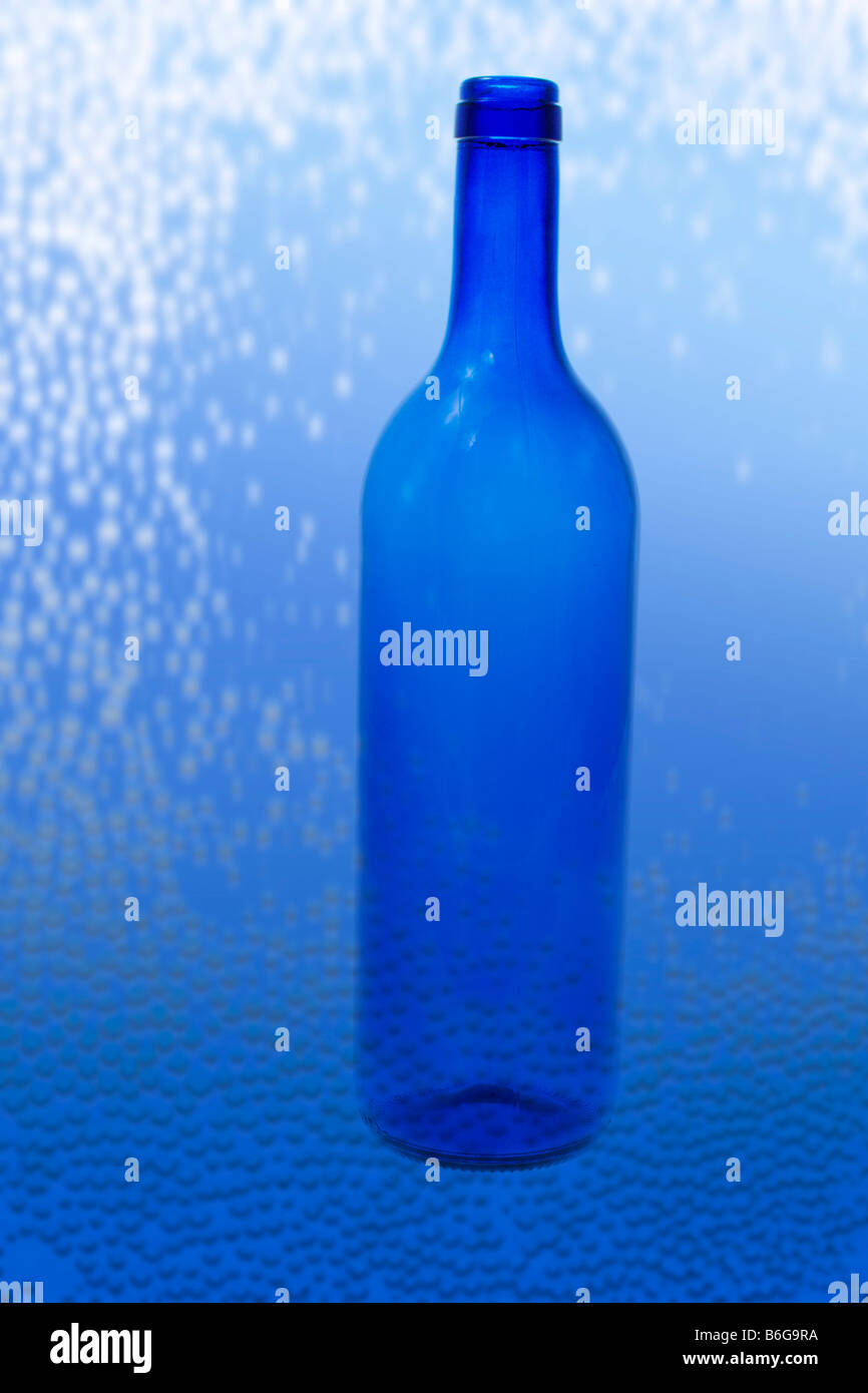 Empty glass container hi-res stock photography and images - Alamy