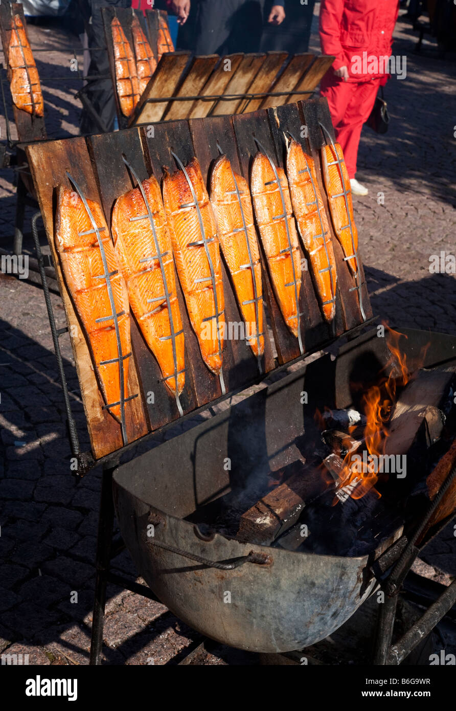 Open flame salmon hi-res stock photography and images - Alamy