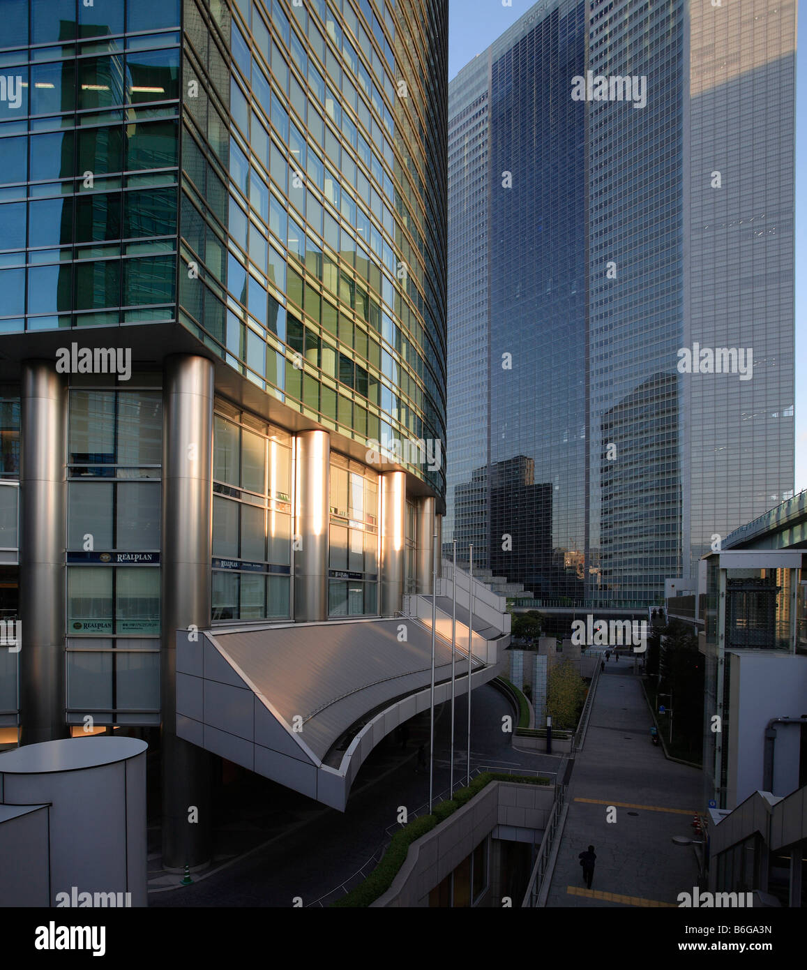 Japan Tokyo Shiodome area new highrise urban development Stock Photo ...