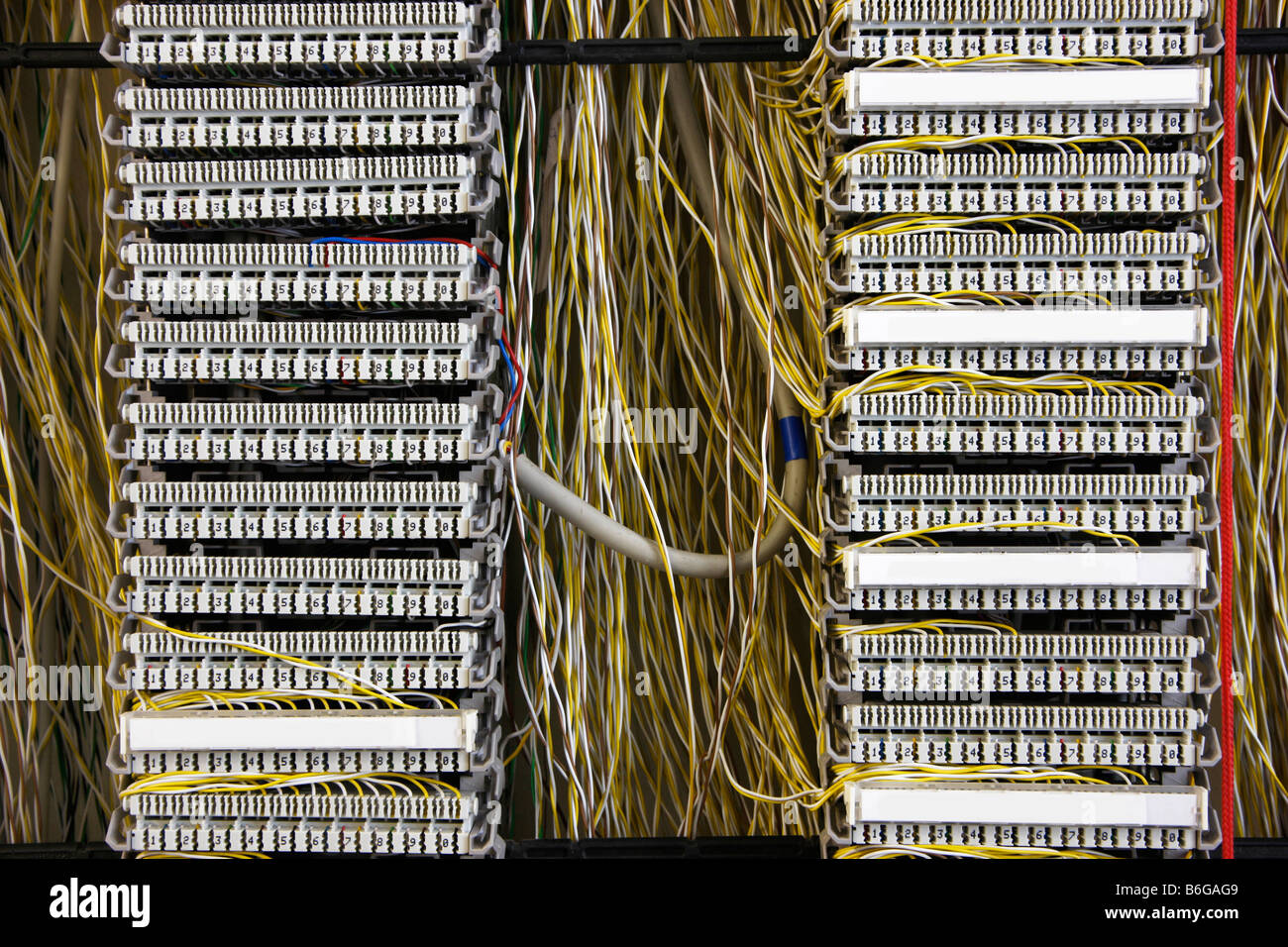 Server speed hi-res stock photography and images - Alamy