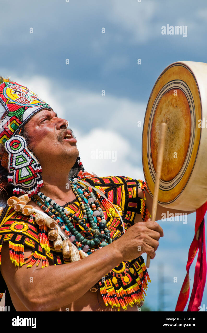 Native american dance traditional celebration hi-res stock photography ...