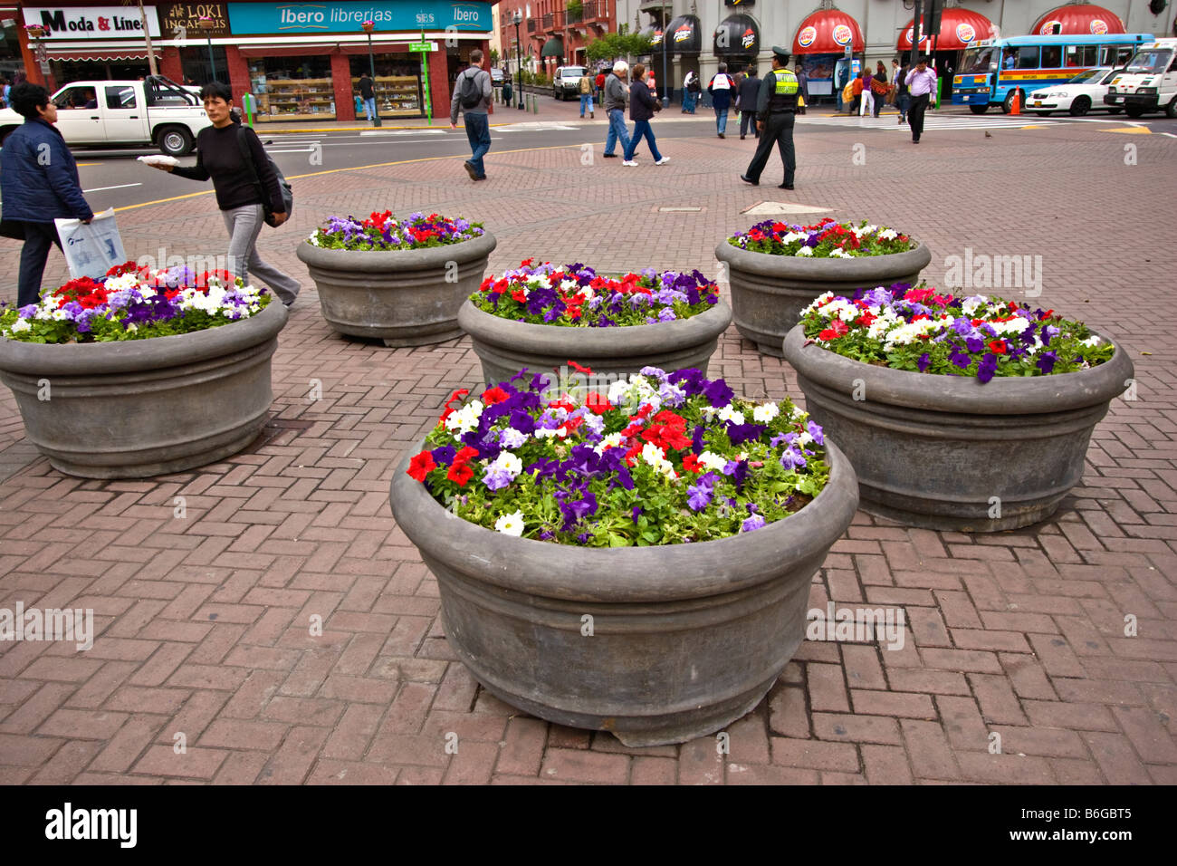 Busy street lima peru hi-res stock photography and images - Alamy