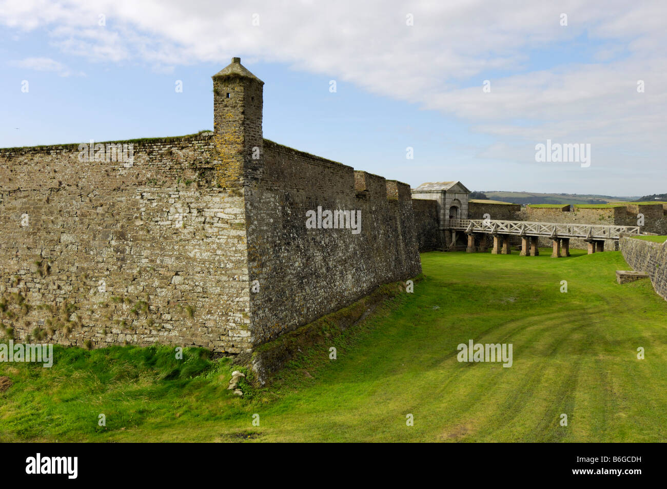 Charles fort kinsale hi-res stock photography and images - Alamy