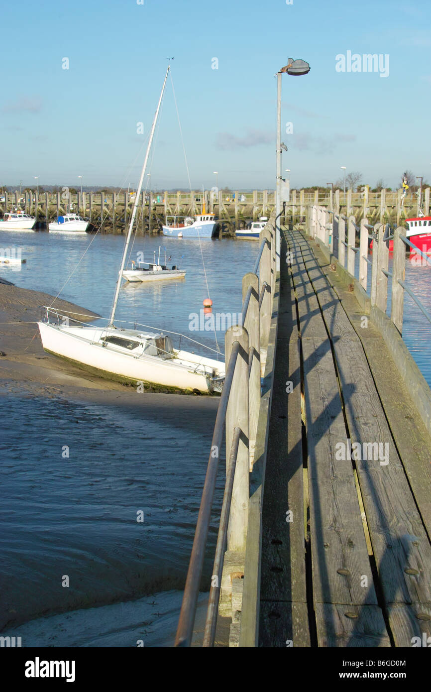 jetty walkway silt bank silted boating pleasure leisure boat craft ...