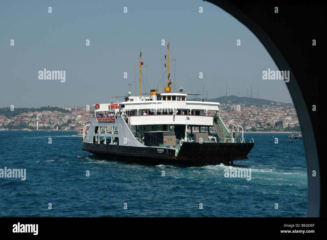 Ferry boat crossing the Bosphorus, Istanbul Turkey Stock Photo - Alamy