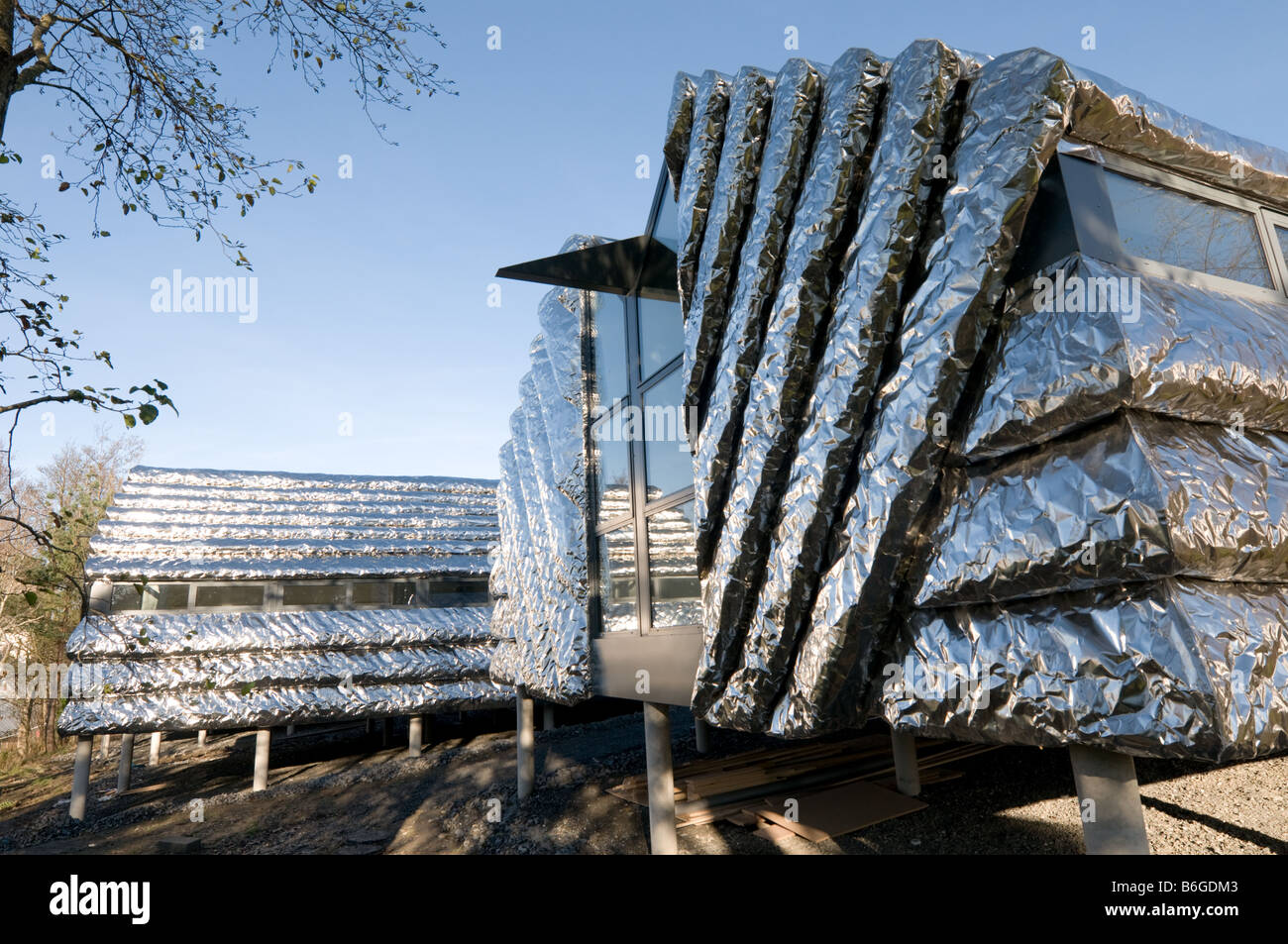 New artists studios designed by the Thomas Heatherwick Studio clad in ...