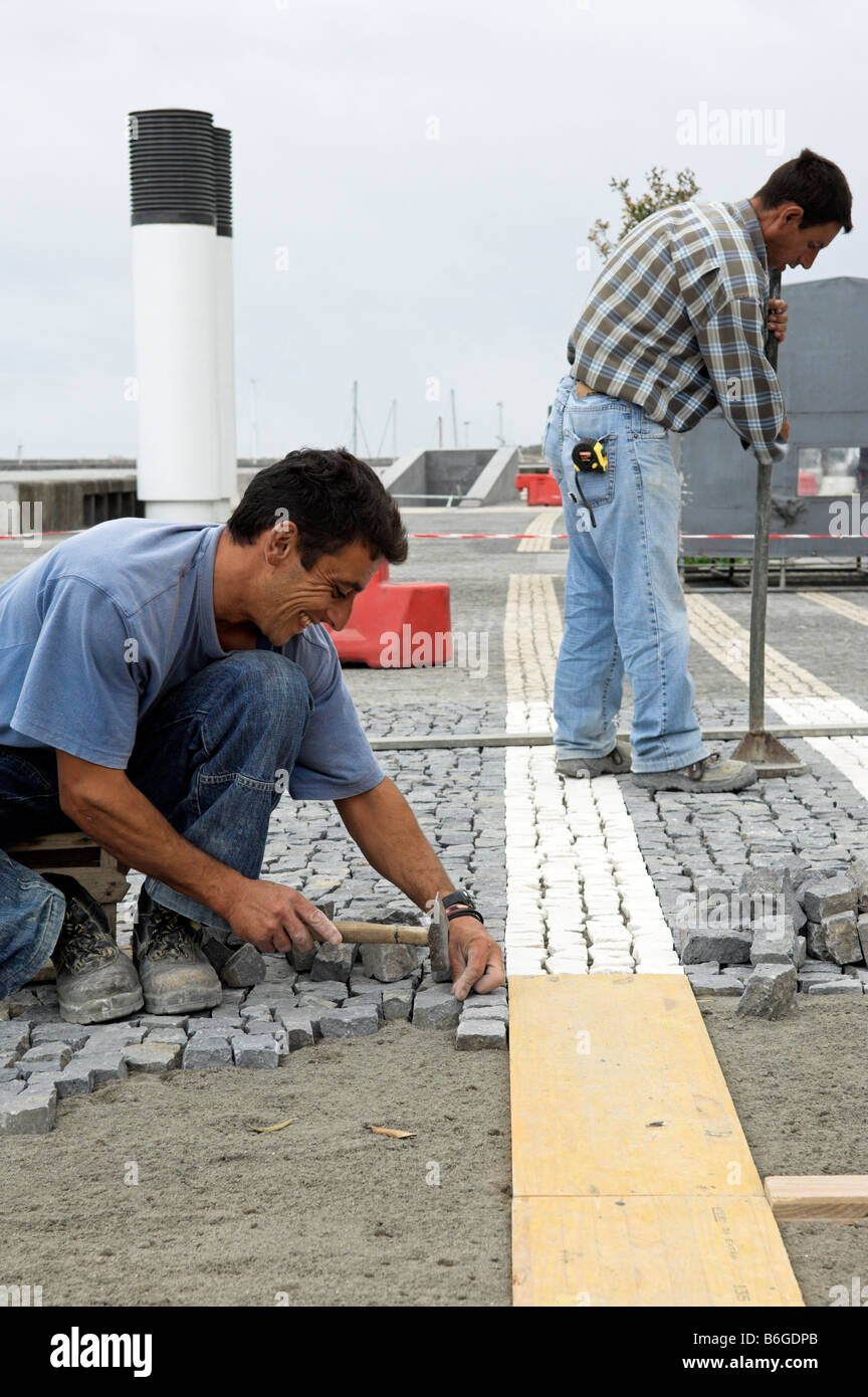Pavement work hi-res stock photography and images - Alamy