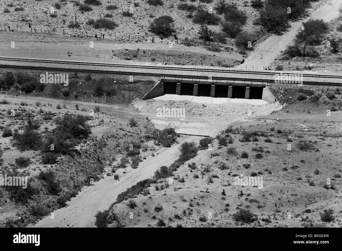 Railroad underpass hi-res stock photography and images - Alamy