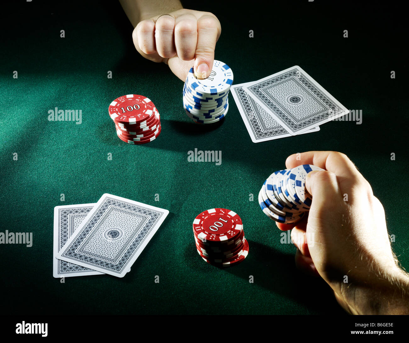 Poker hands hi-res stock photography and images - Alamy