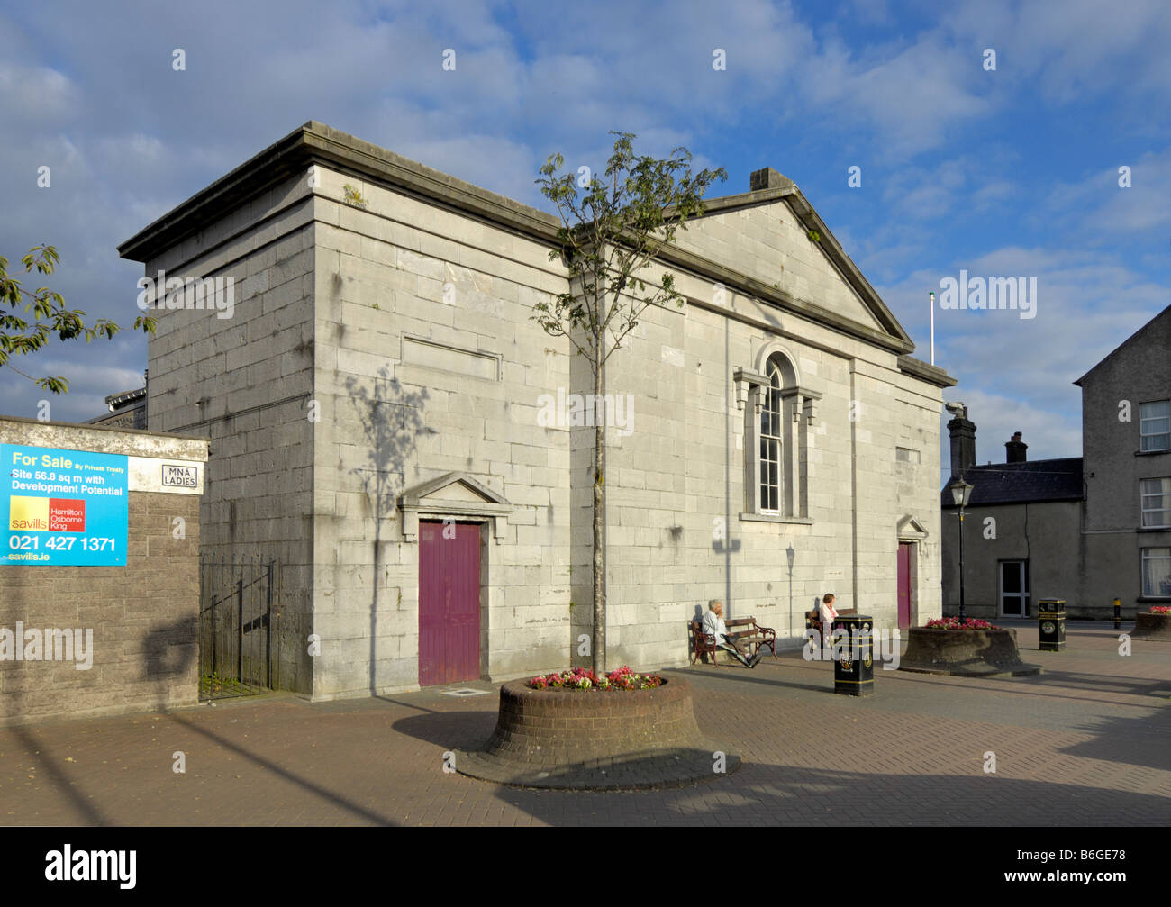 Midleton hi-res stock photography and images - Alamy