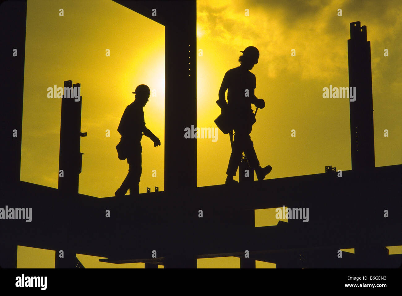 Walking on steel beams hi-res stock photography and images - Alamy