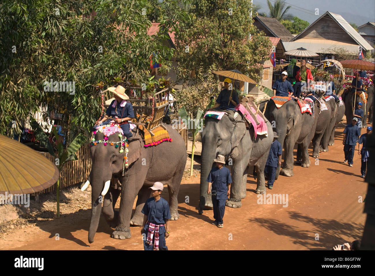Entrance Procession, Elephants, Mahouts and owners, Hongsa Elephant ...