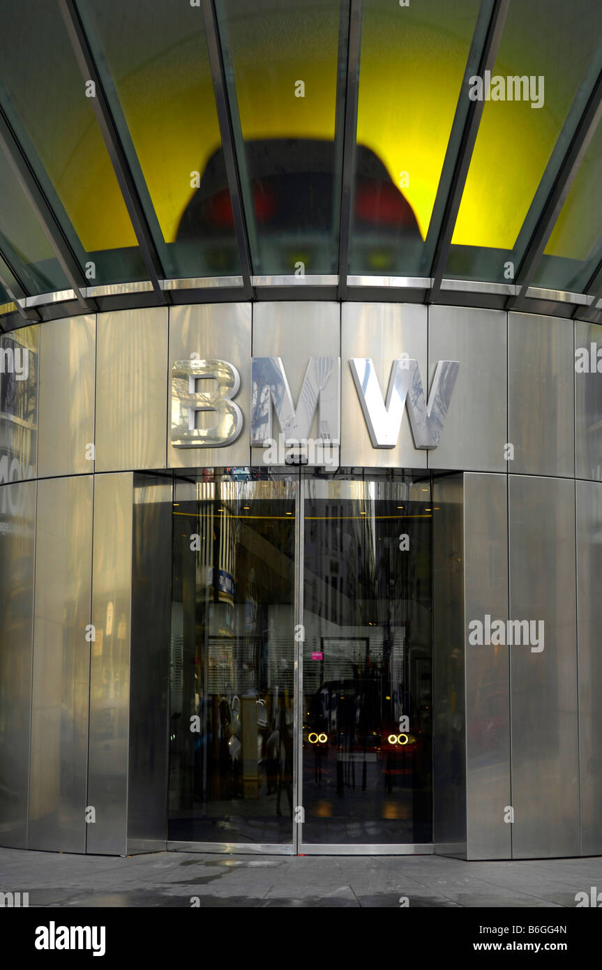 BMW showroom offices kudamm kufuerstendamm berlin city centre travel ...